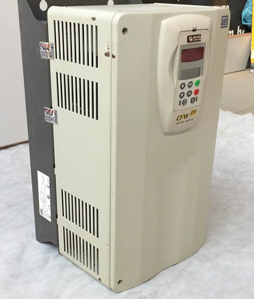 Inversor WEG CFW09 220V 40CV | Manutenção Industrial